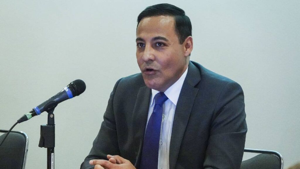 SPR Informa || Conoce la formación y trayectoria de Giovanni Azael ...